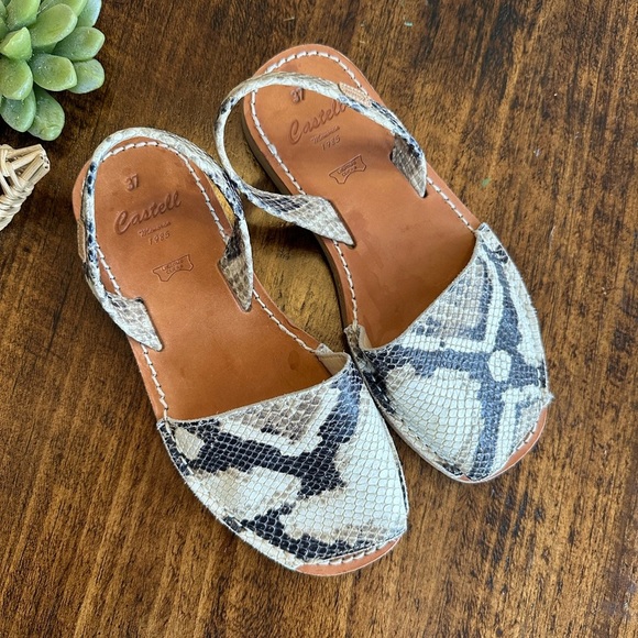 Castell | Shoes | Castell Menorquinas Leather Cobra Snake Embossed ...